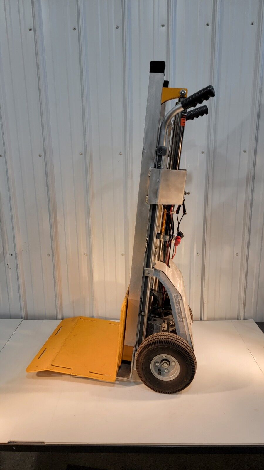 Lift'n Buddy LNB Dual Grip Electric Lifting Hand Truck 12v Powered Lif ...