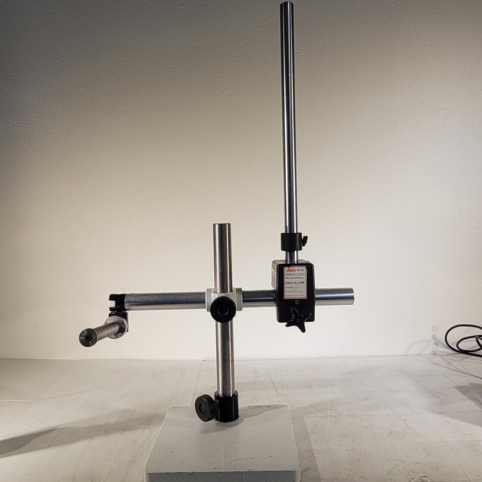 Leica Wild Heerbrugg Microscope System Stand 35" Max Height 114030 ...