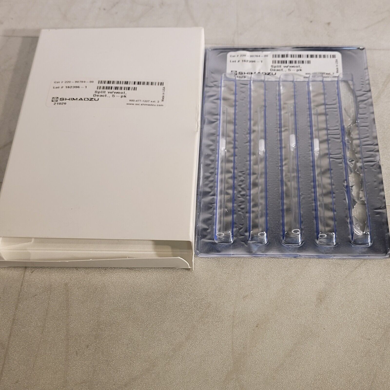 Four Pack Of Shimadzu 220-90784-00 Liner Glass Deactivated, with Wool ...