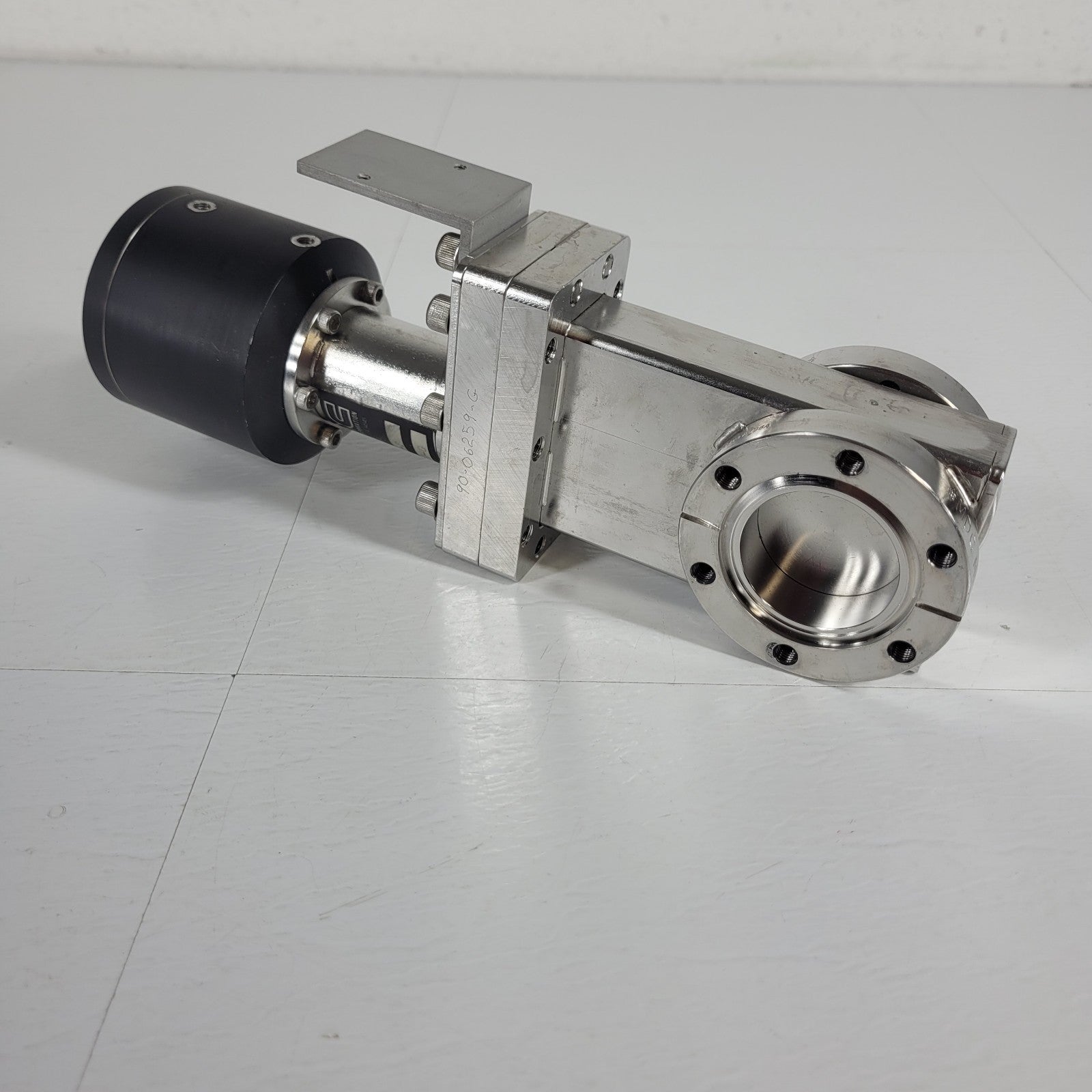 MDC GV-1500V-P Pneumatic Gate Valve DN35CF 2.75" CF Conflat UHV High V ...