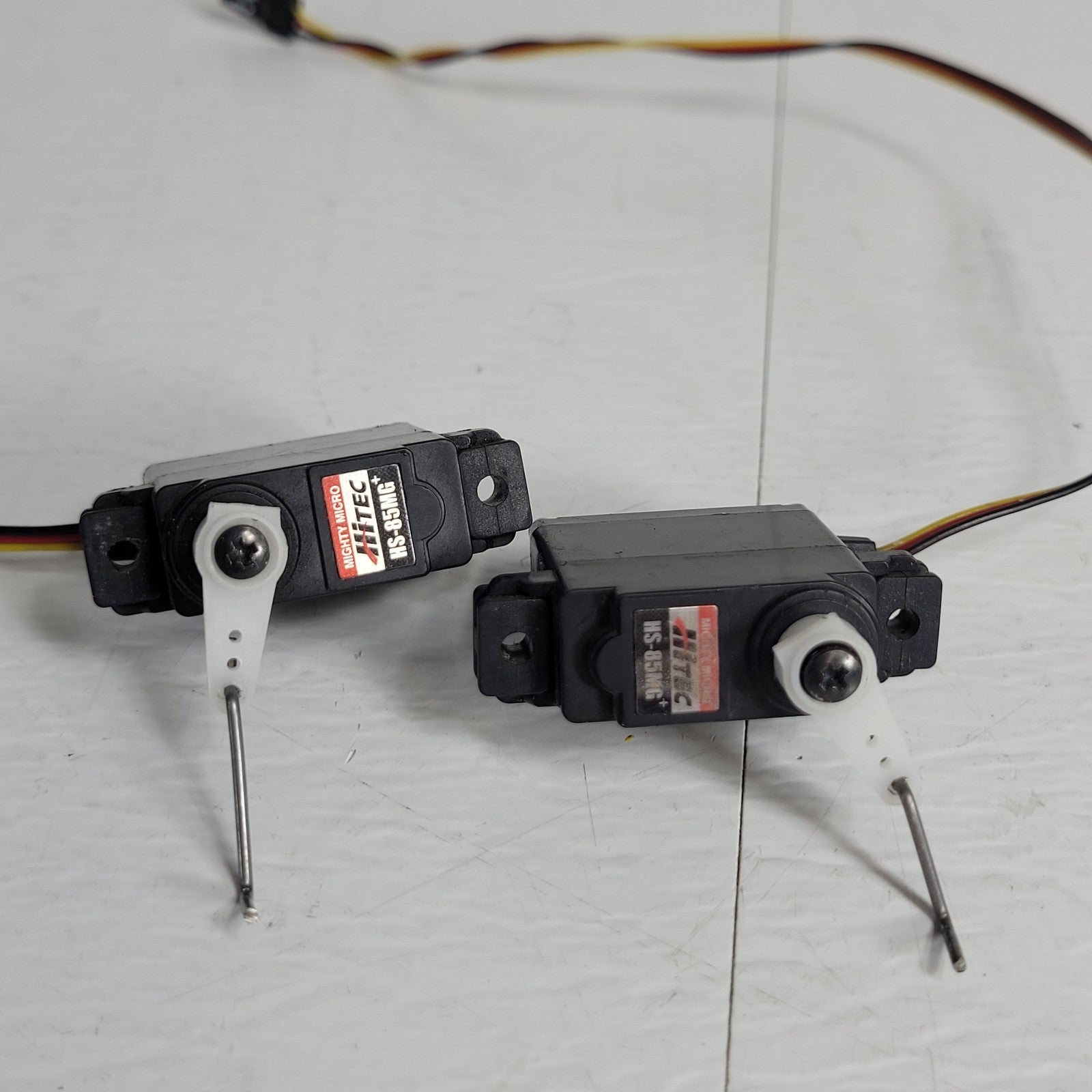 Hitec HS-85MG Mighty Micro Metal Gear Ball Bearing Servo 2-Pack HS85MG ...