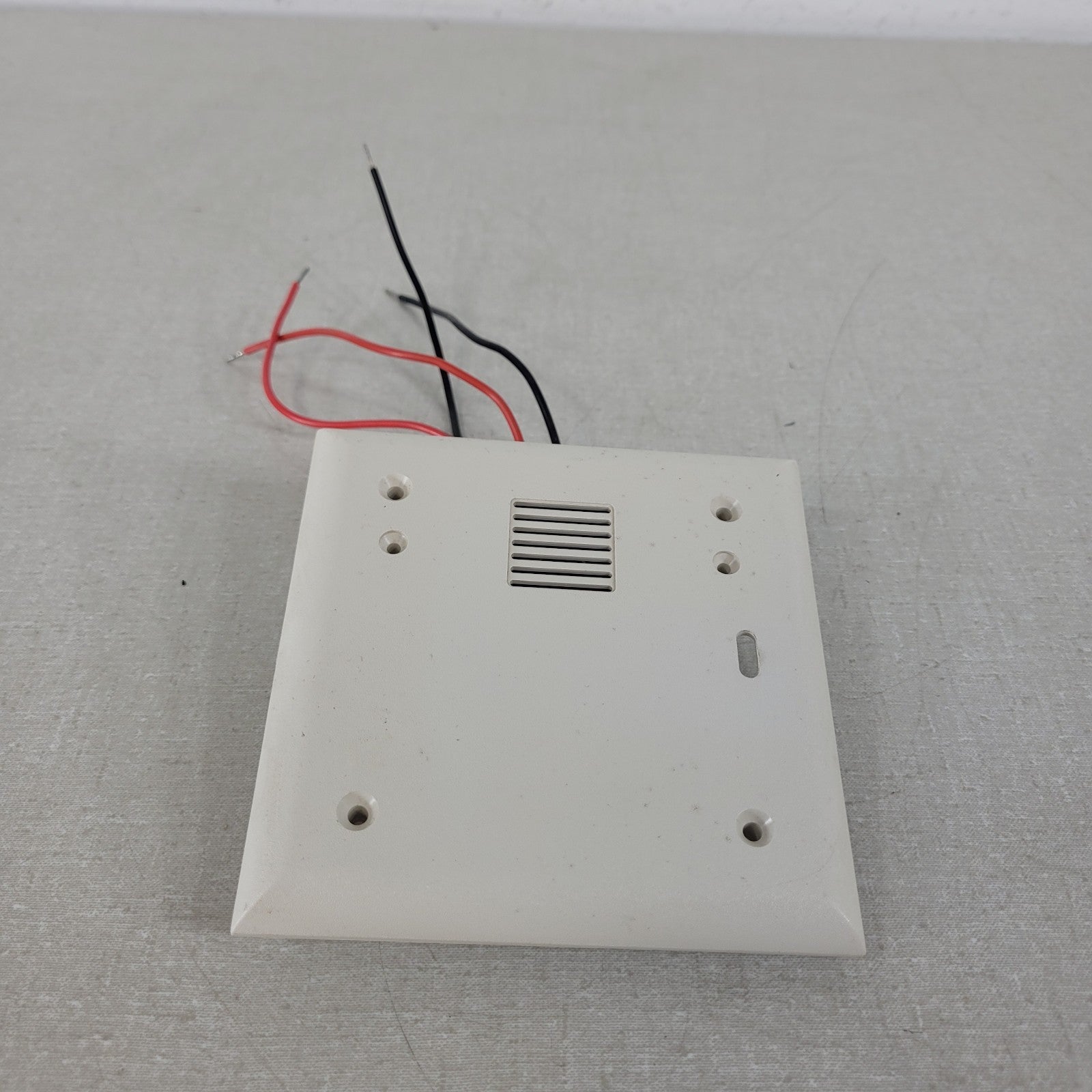 Federal Signal 460 Sounder Duplex Audibility Rating at 10ft Exceedss 7 ...