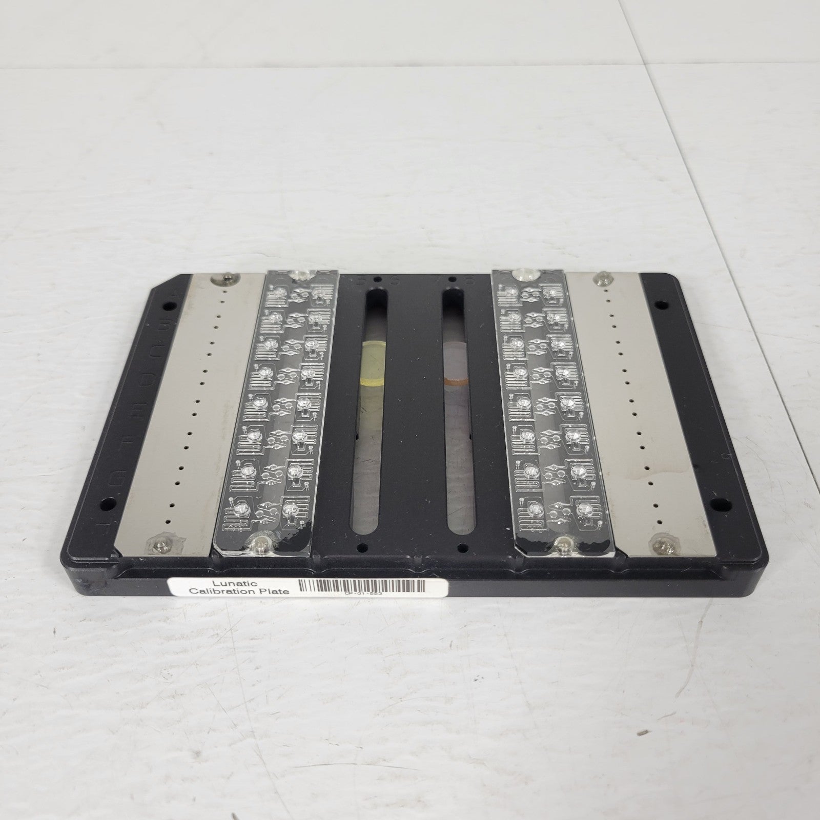 Unchained Labs CP-01-553 Lunatic Spectrophotometer Calibration Plate U ...