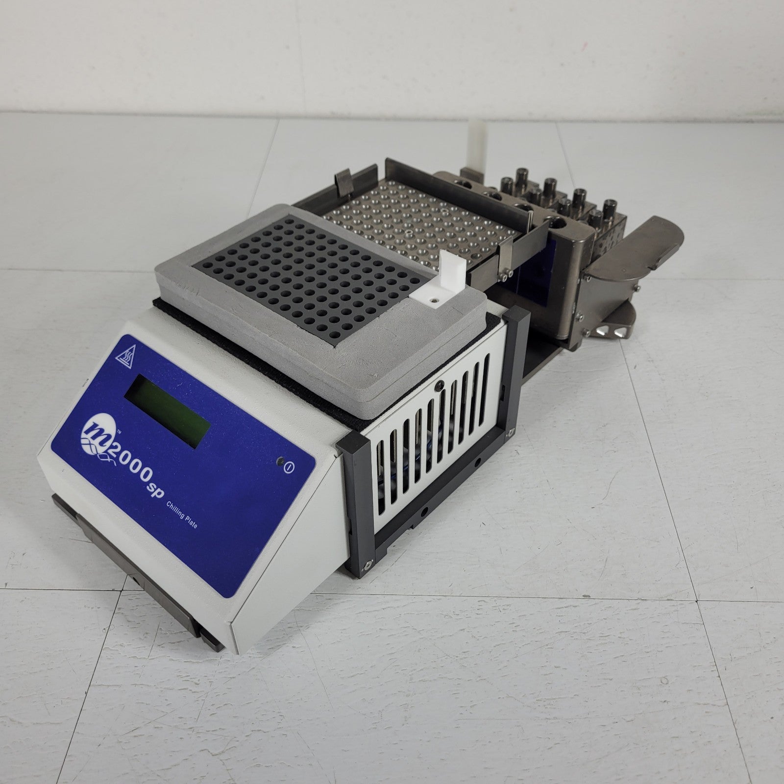 TESTED Abbott M2000SP Chilling Hot Plate 12VDC -10 to +100 Degree C 96 ...