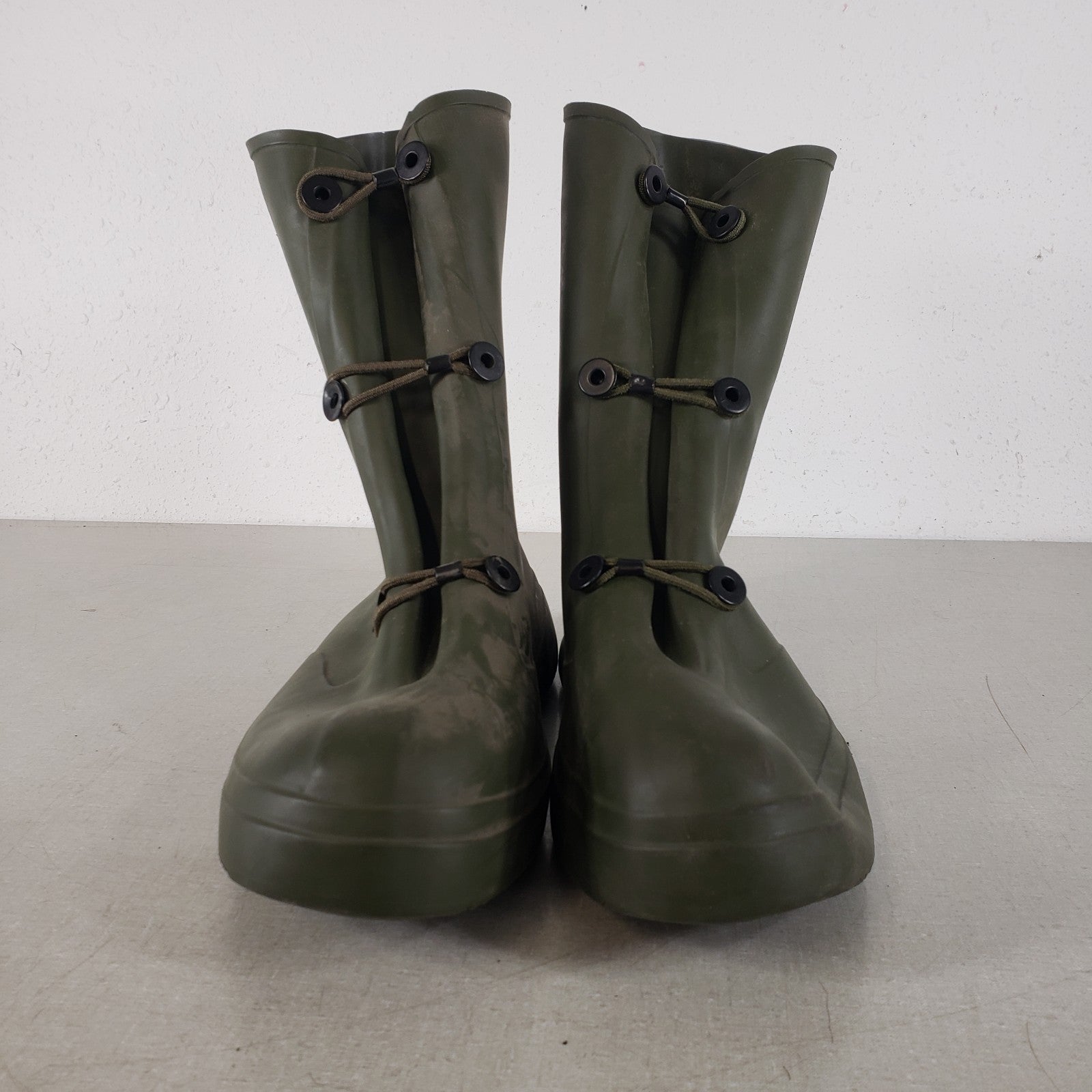 LFI Green US Military Style rubber Overboots Size 10 Button Laced Made ...