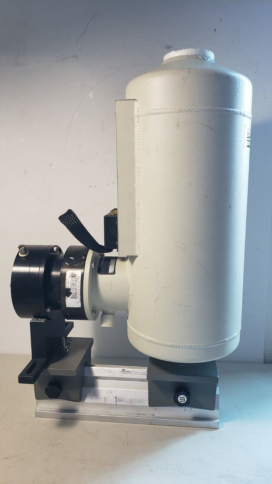 Spex Spectrum-1 Liquid Nitrogen Sensor Cooler Dewar LN2 with Cables an – Lab Liquidators Store