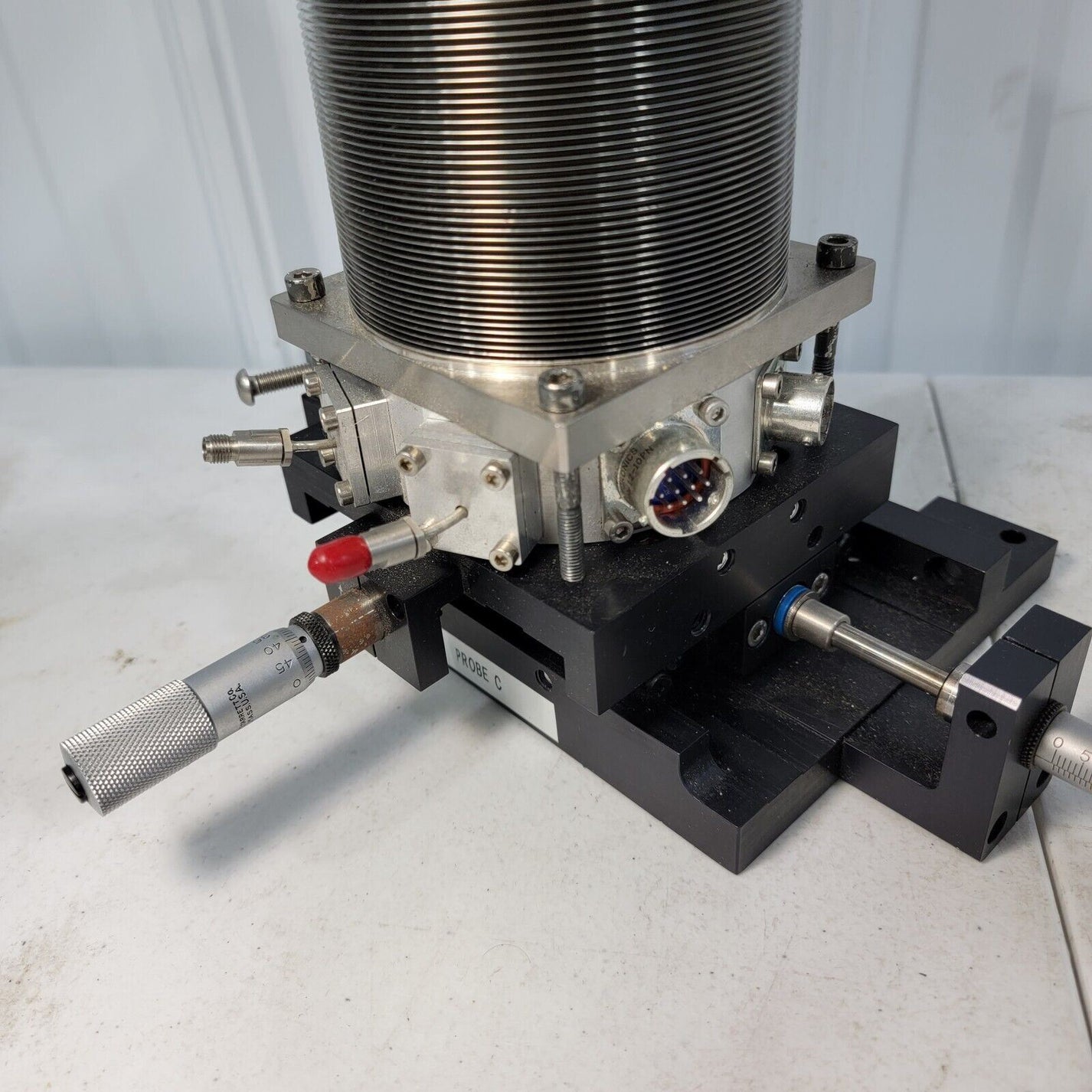 2-Axis X-Y Stage Vacuum Mounted Probe Bellows w/ Electrical Feedthroug ...