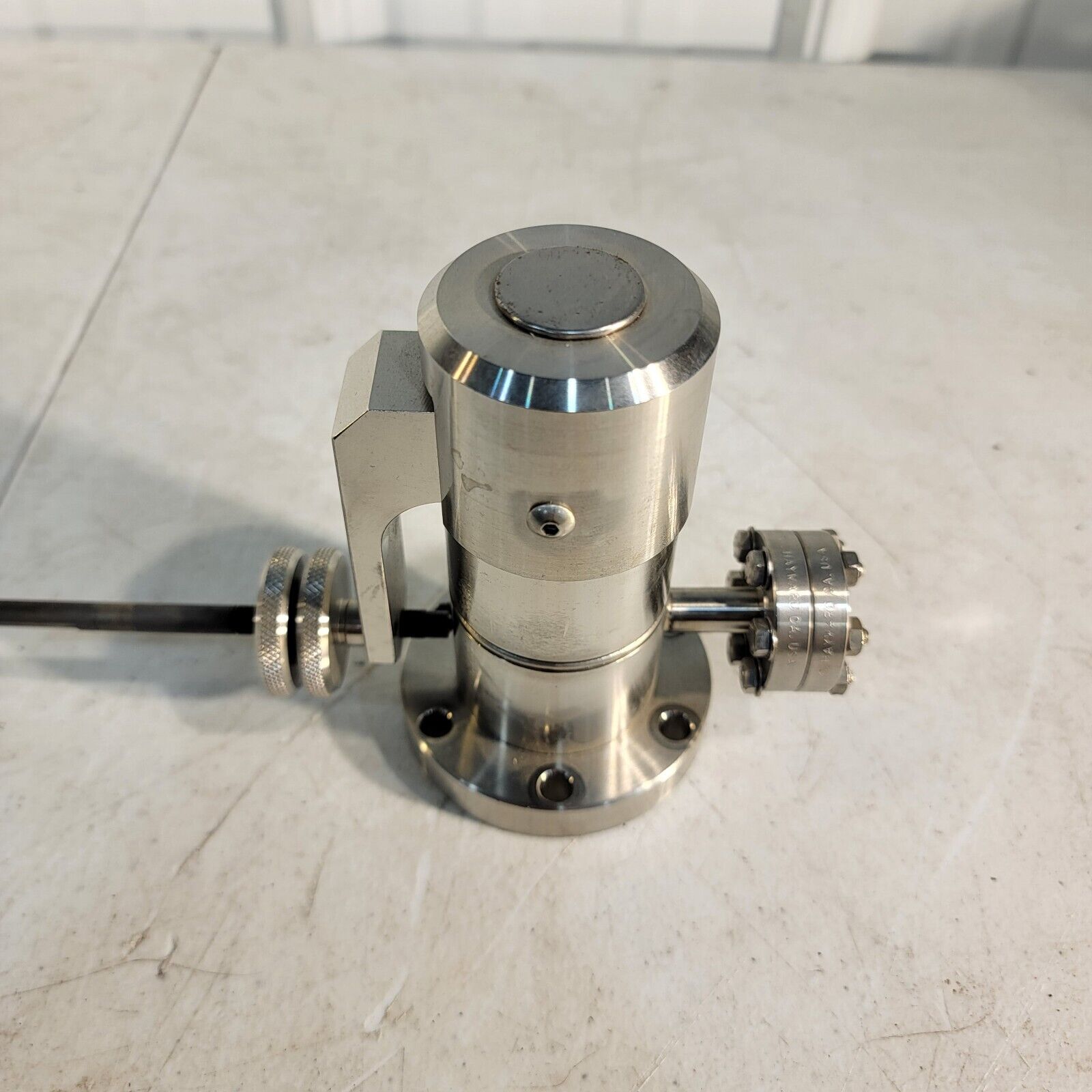 Varian Agilent 951-5106 Variable Leak Vacuum Valve MDC Conflat Flanges ...