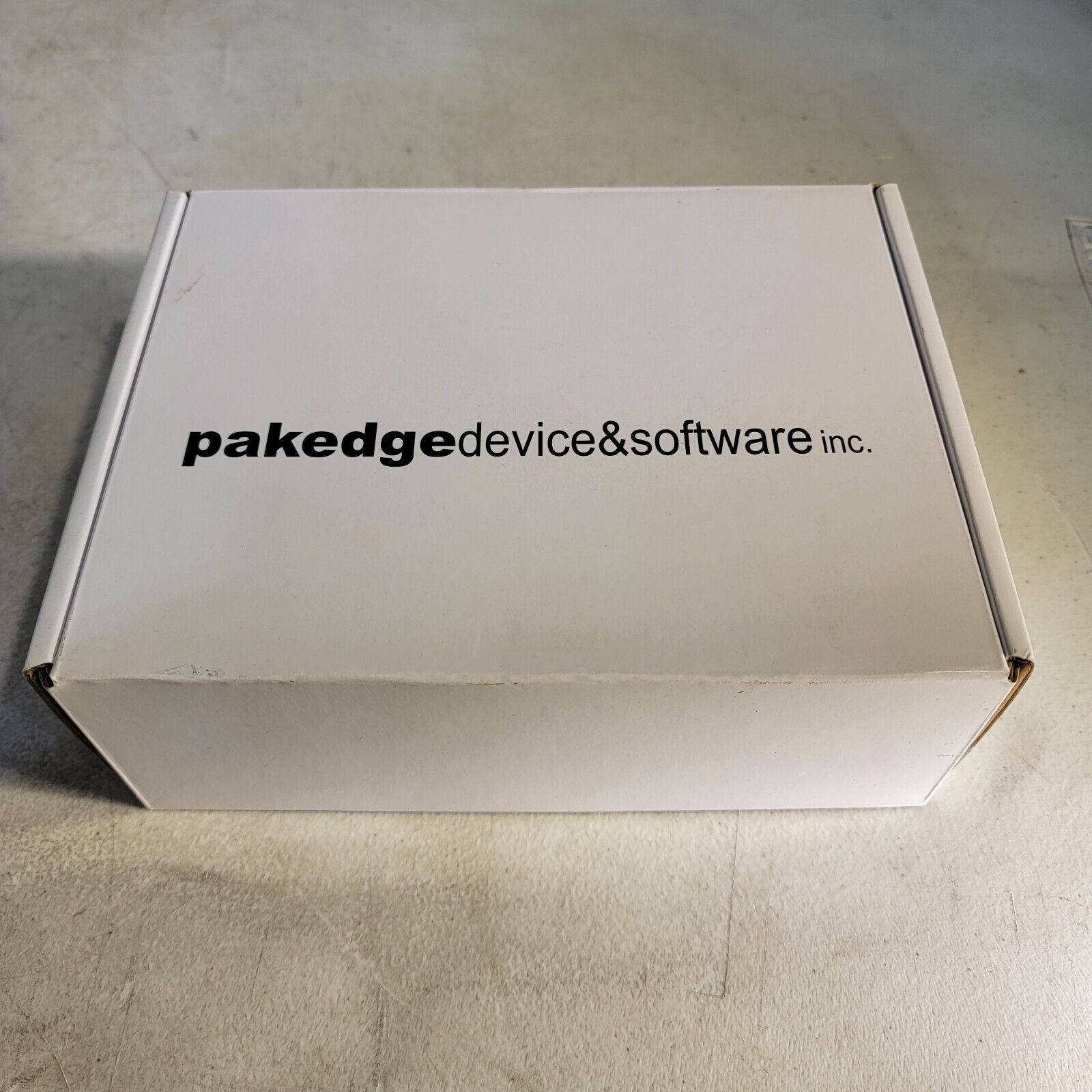 Pakedge PI-05 Gigabit PoE Injector Power-over-Ethernet Injector 802.3a ...