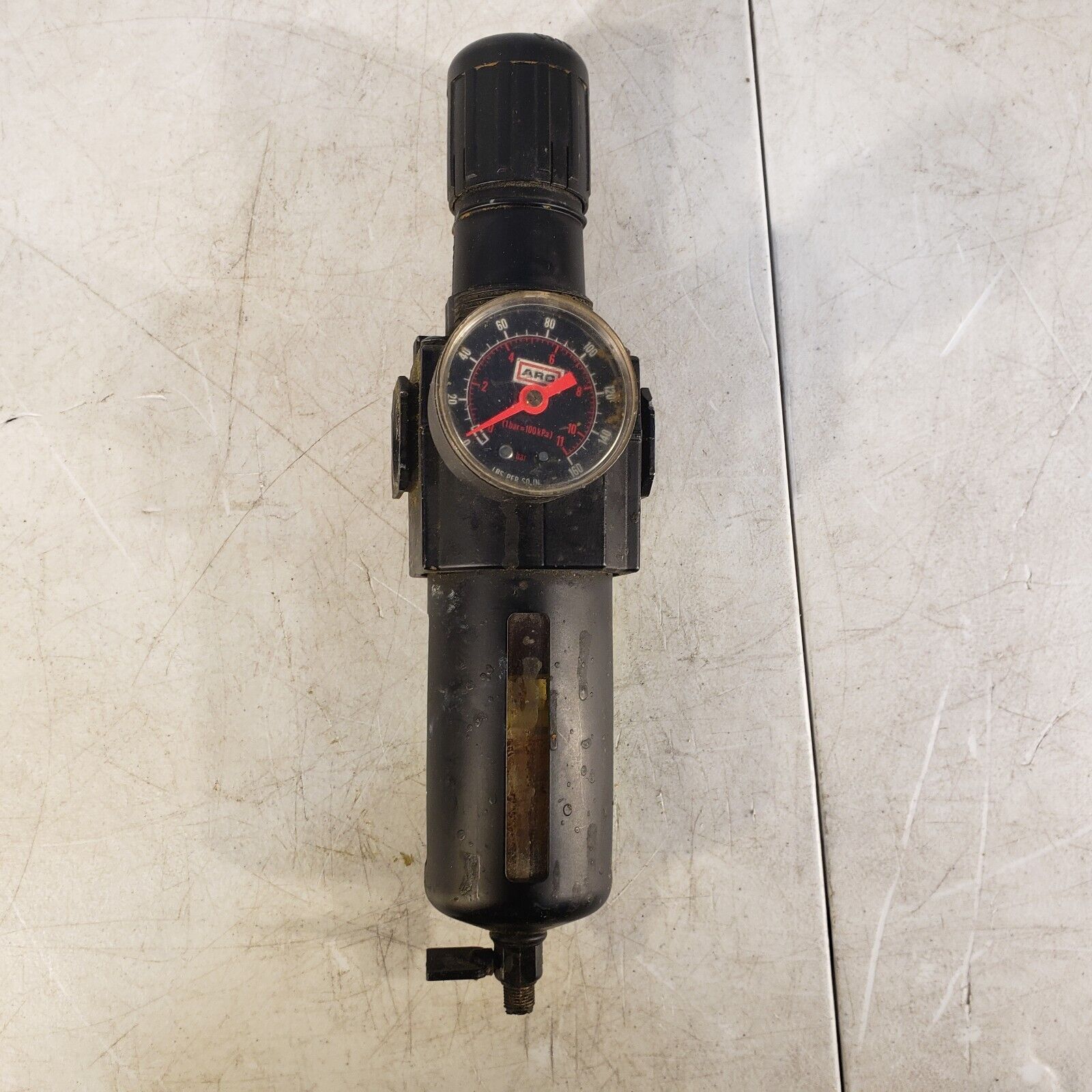 Speedaire 4ZK99 Filter/Regulator With 160 PSI Gauge – Lab Liquidators Store